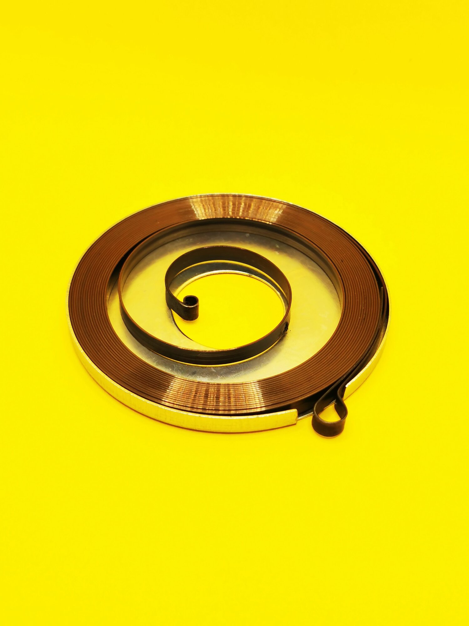 Пружина стартера бензопил Champion 240, 245, 254 (возвратная), арт 4012001201