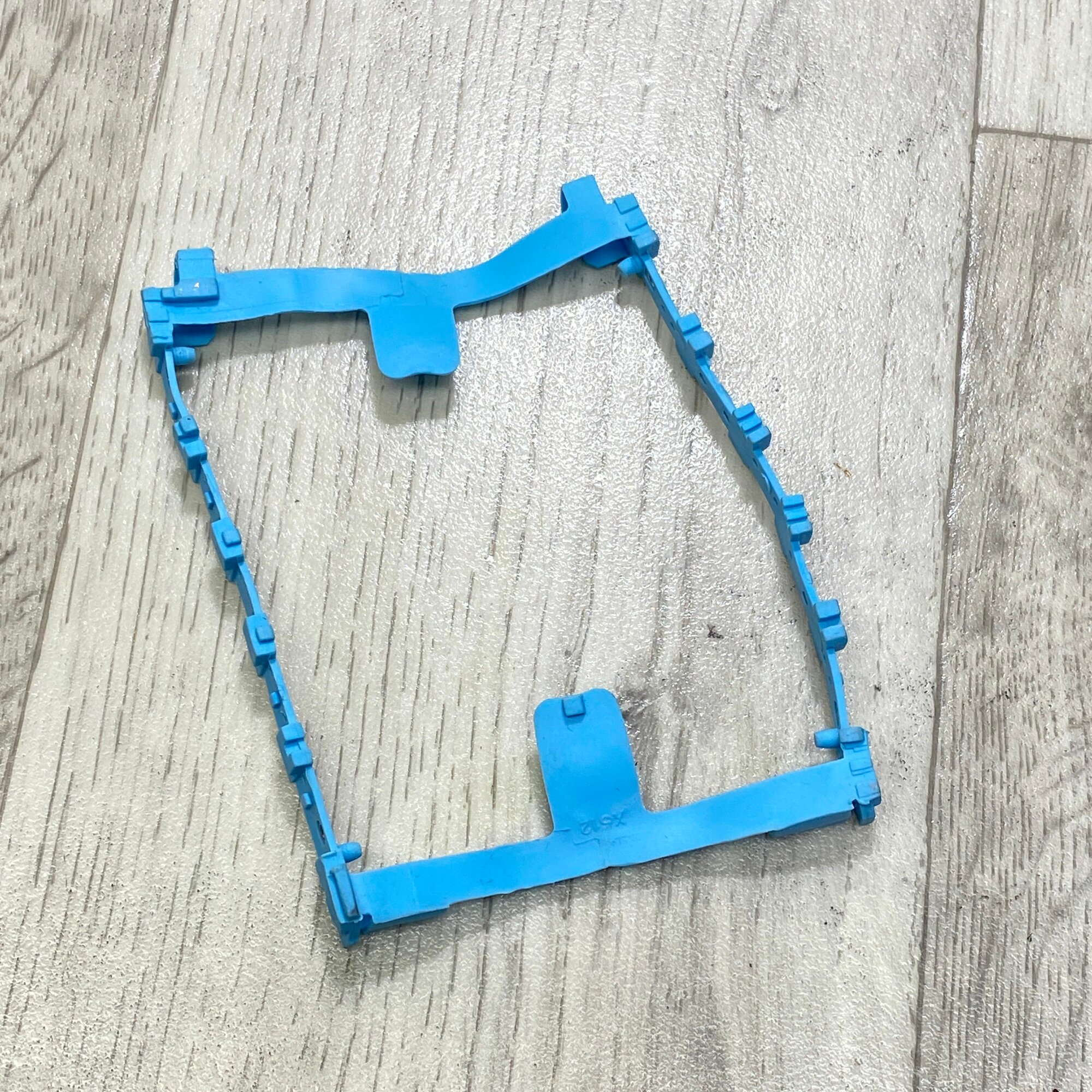 Салазки Asus VivoBook A512F