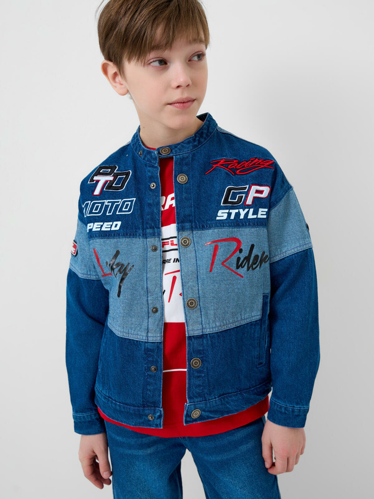 Куртка джинсовая