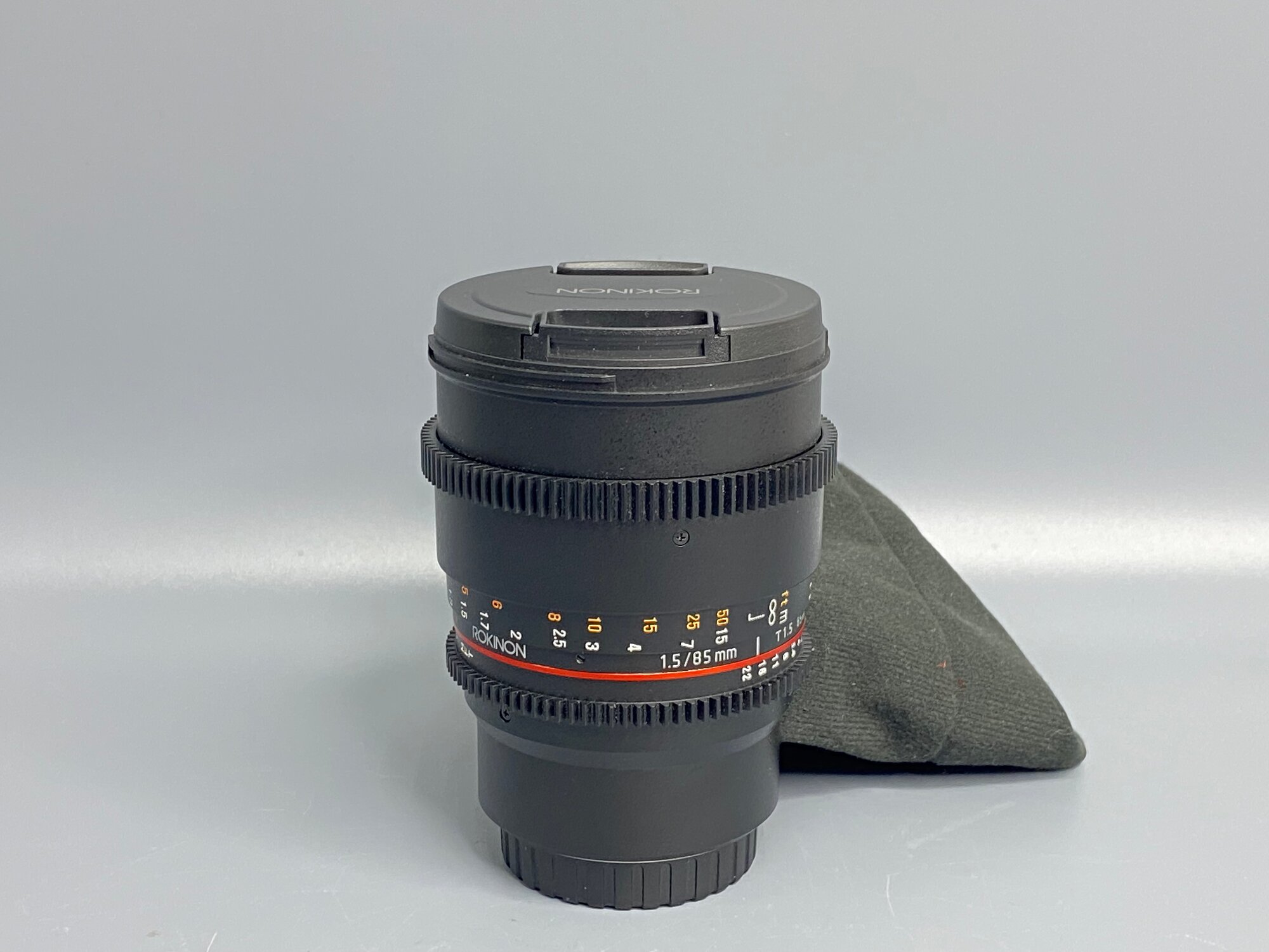 Rokinon 85mm T1.5 AS IF UMC II MFT