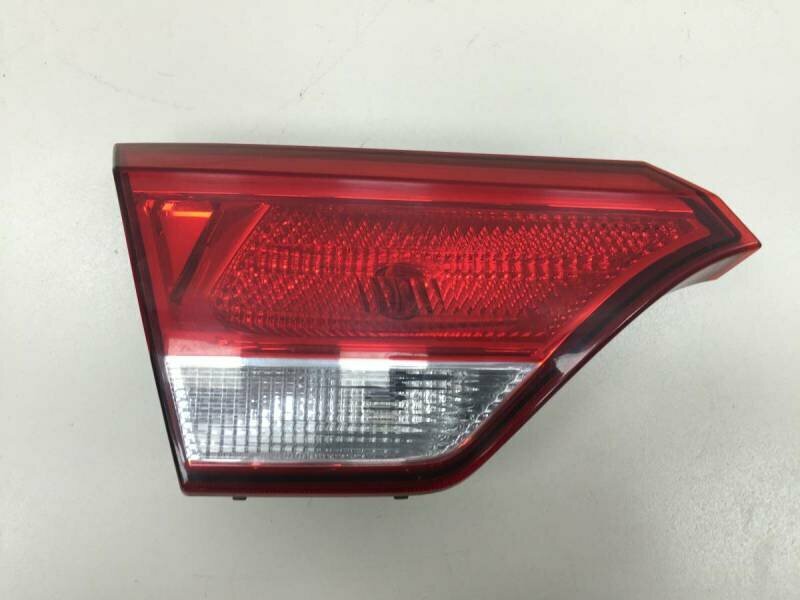 Фонарь задний внутренний левый Kia Rio 4 FB 2017-2022