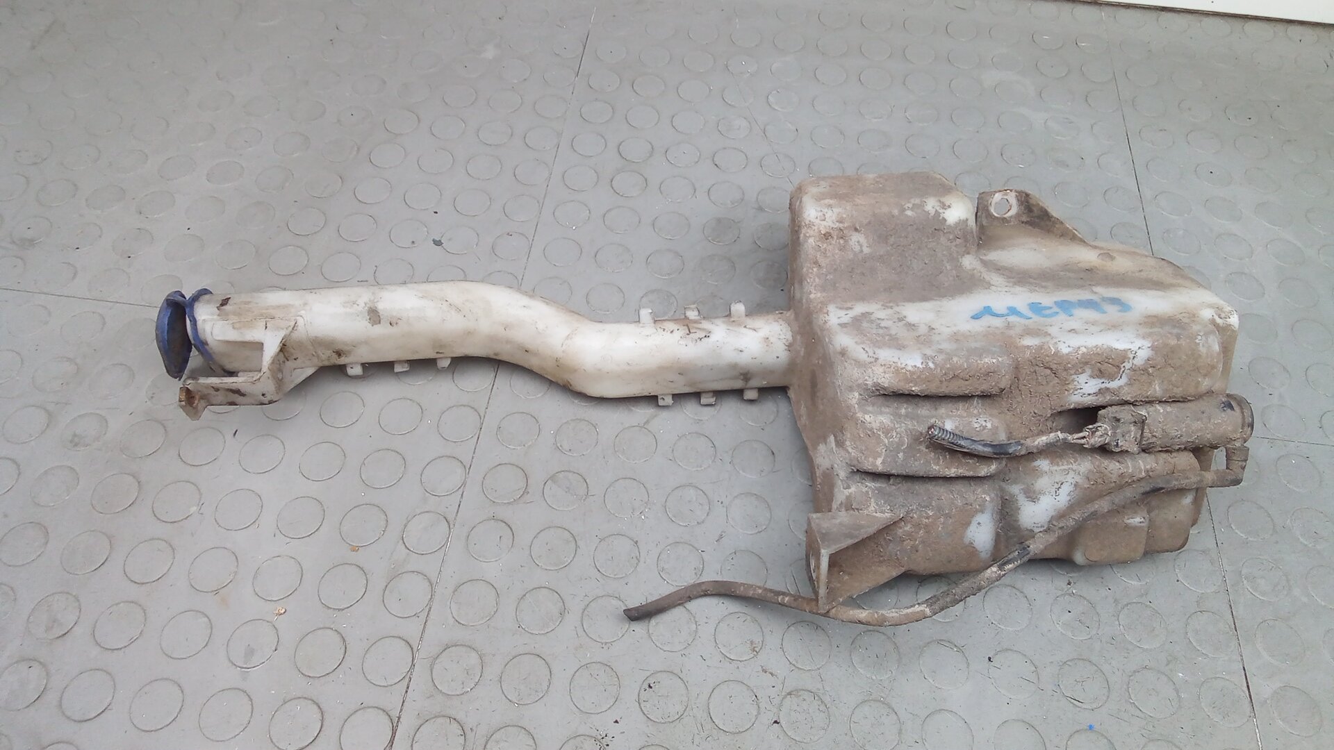 Бачок омывателя FORD TRANSIT 7