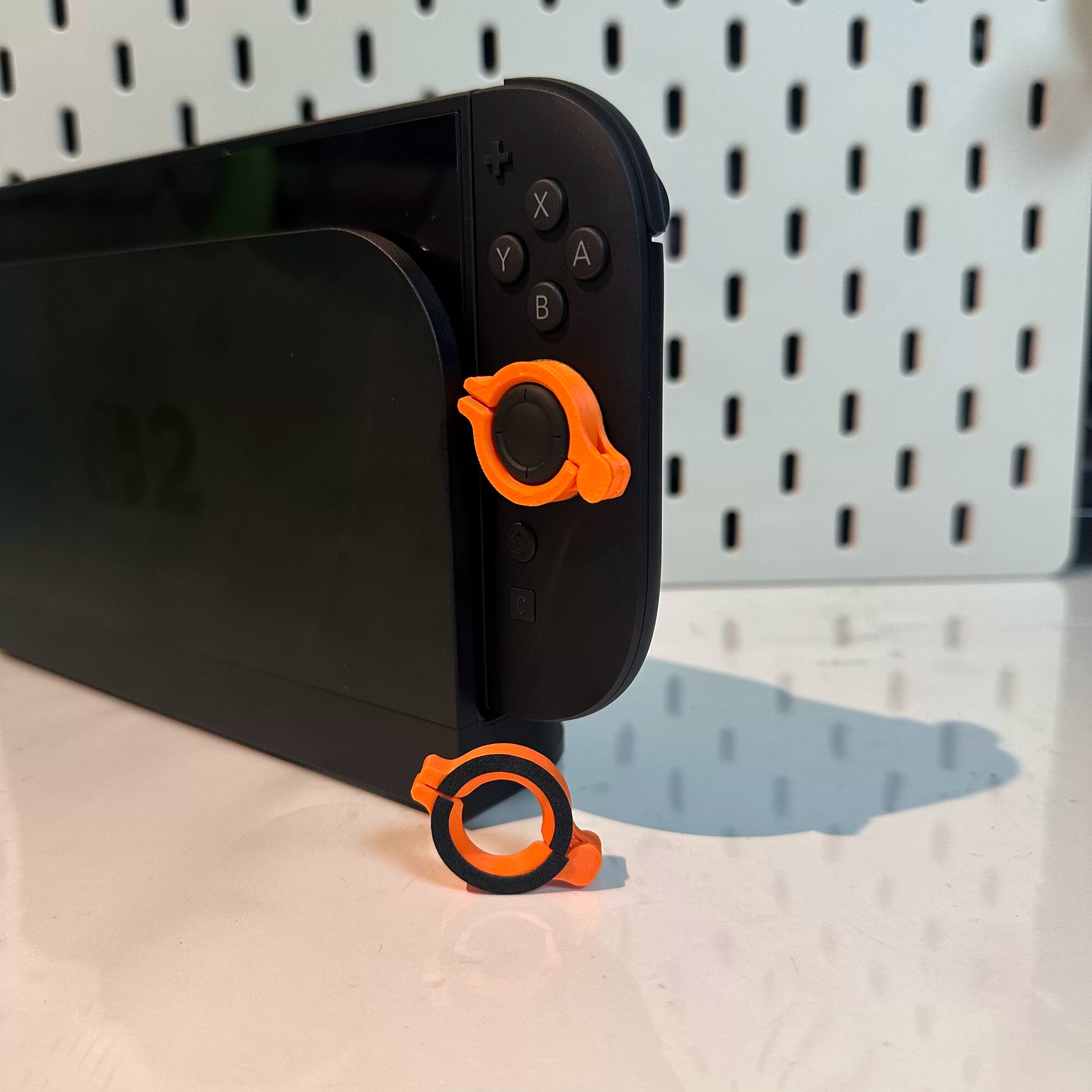 NS2 Switch 2 замок для джойстиков пара оранжевый магнитная версия портативный игровой аксессуар