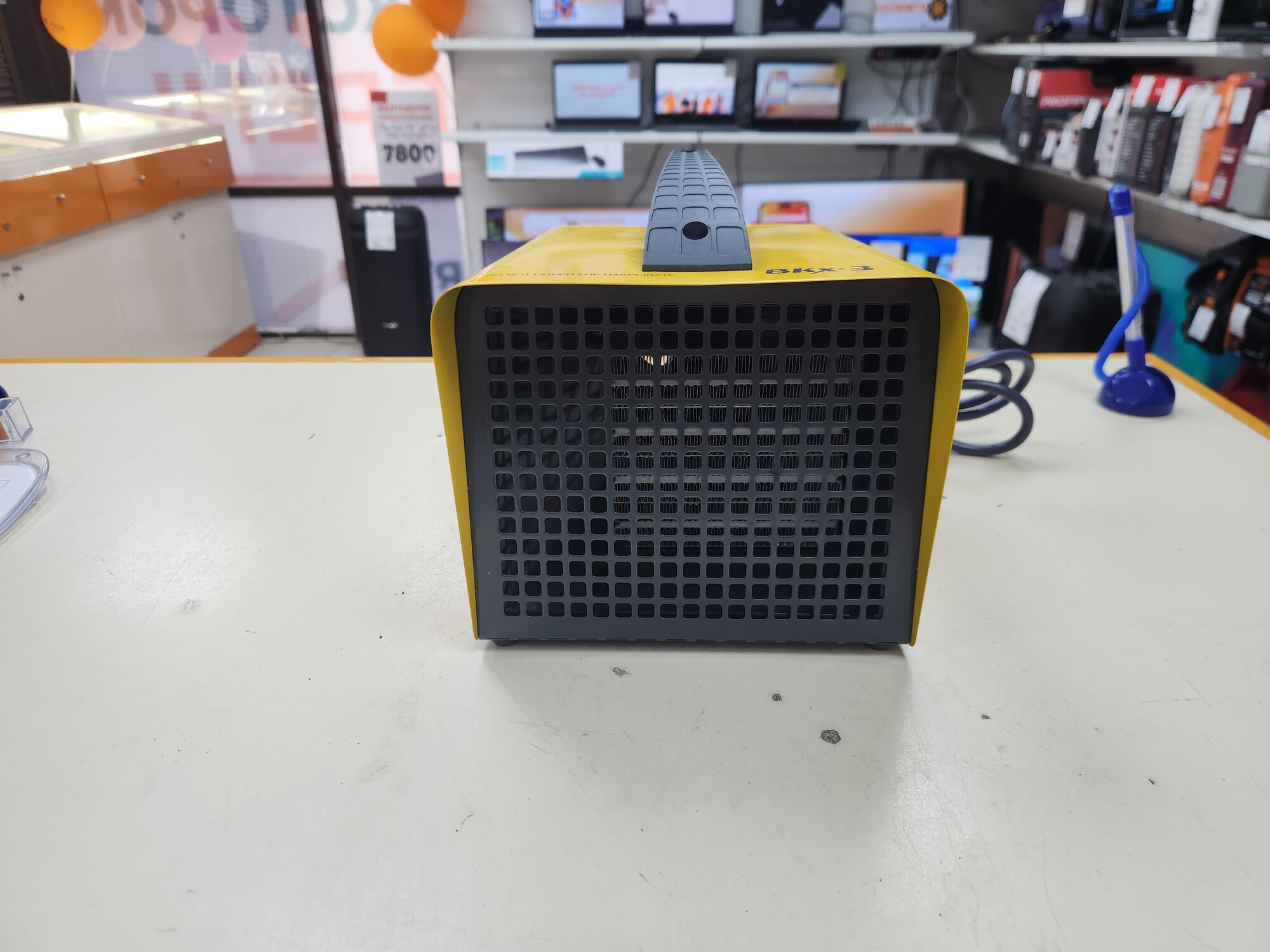 Тепловая пушка Ballu "BKX-3", электрическая, мощность обогрева 3кВт, 2000Вт, желтая