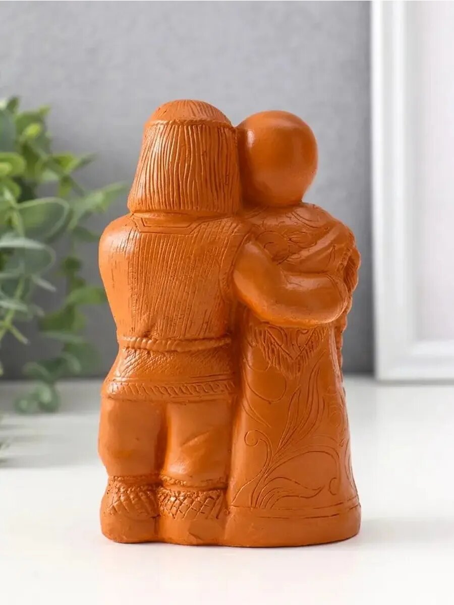 Семейный амулет из глины для защиты и гармонии
