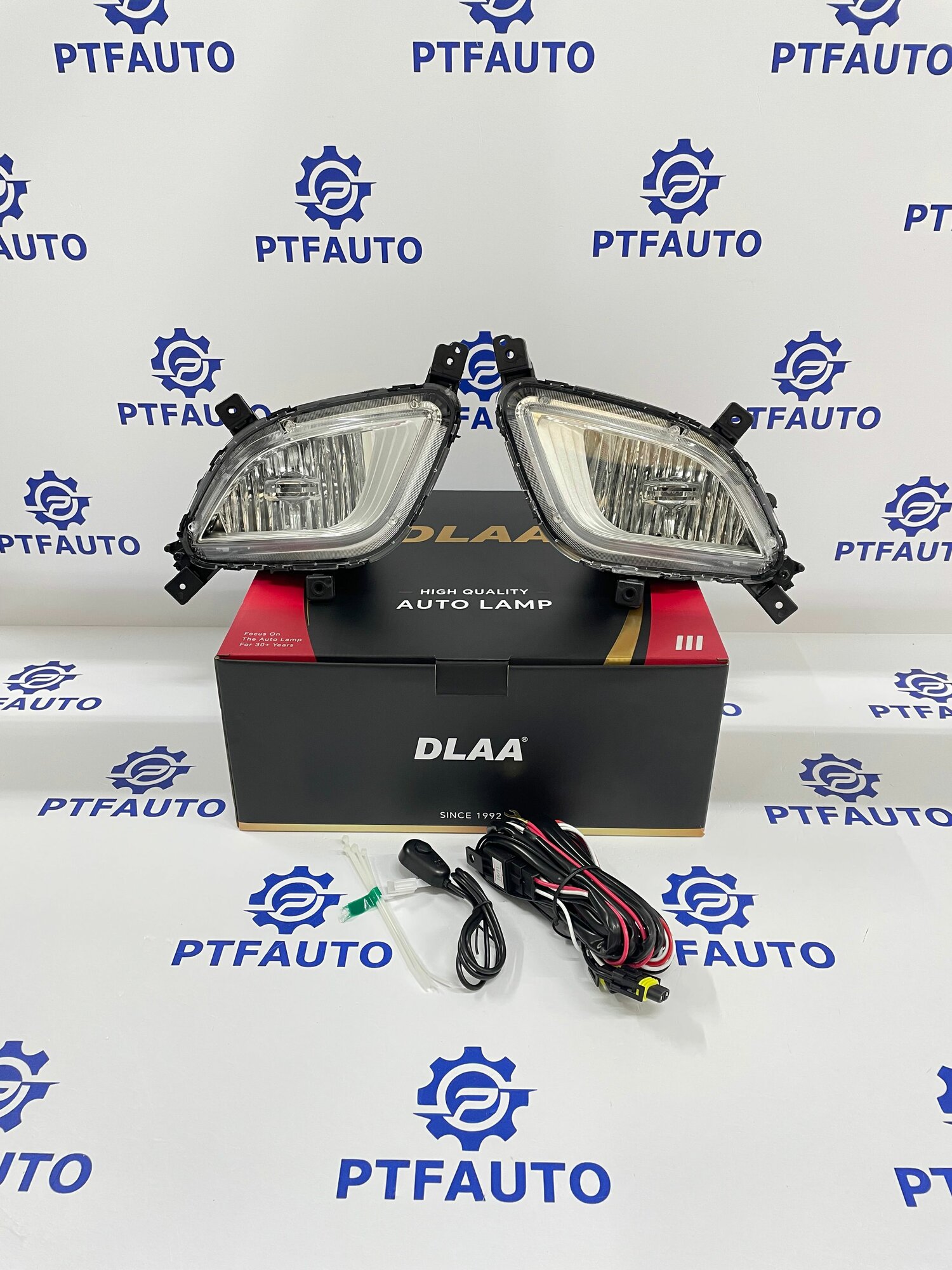 Противотуманные фары Kia Cerato 3 YD рестайлинг