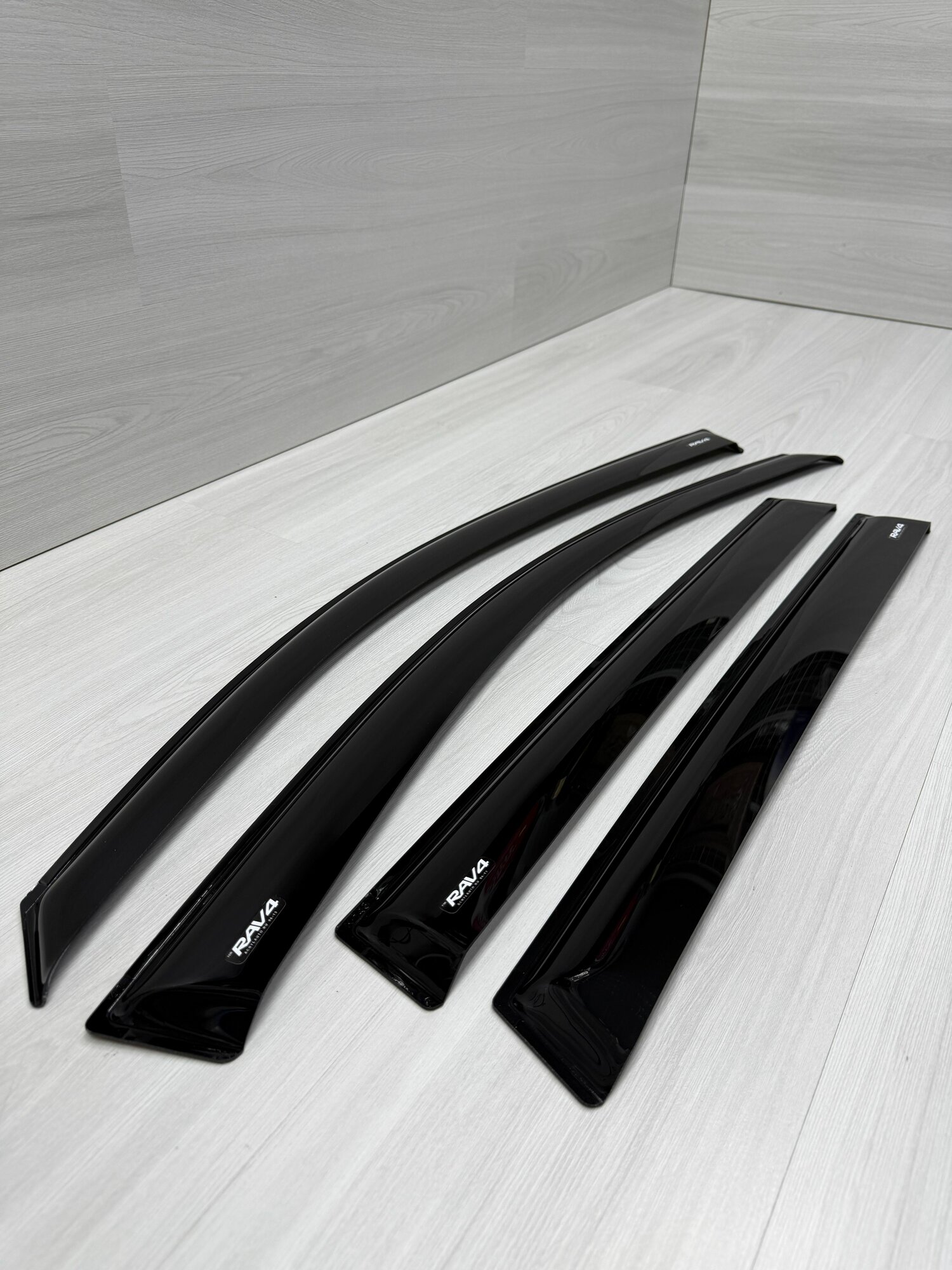 Дефлекторы окон Toyota Rav 4 2006-2013 (Тойота Рав 4)