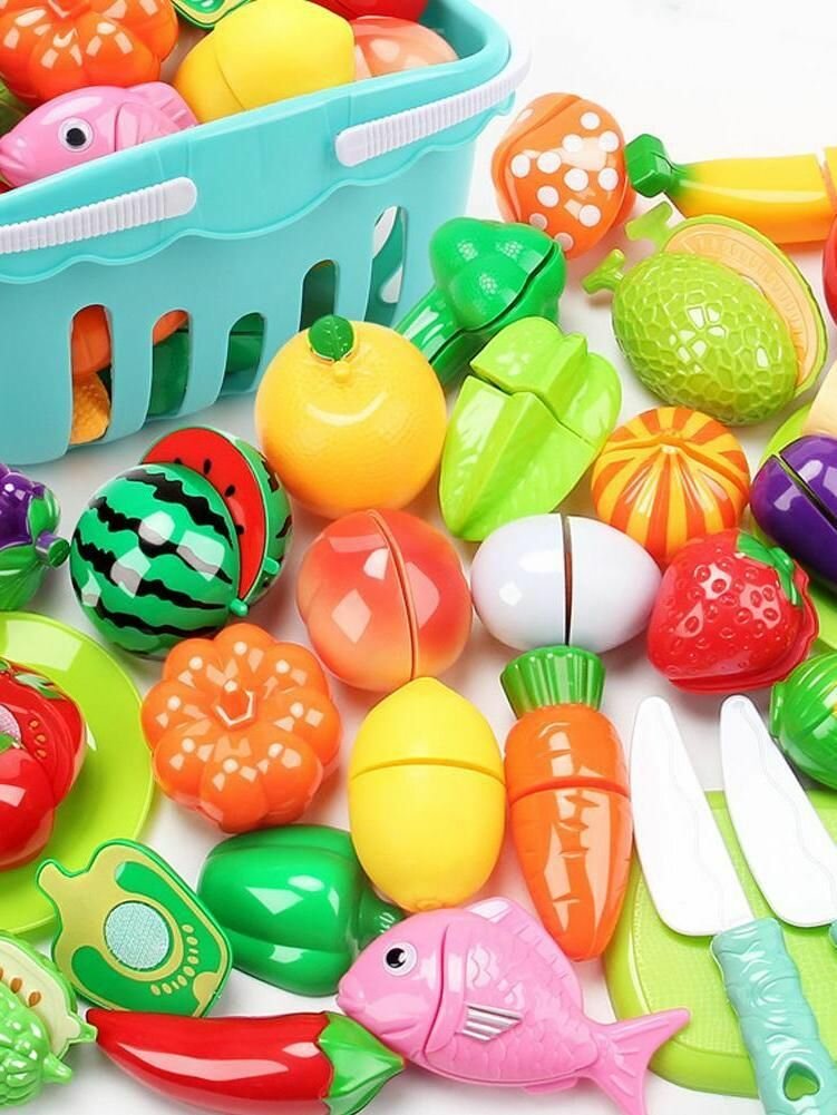 Фрукты и овощи на липучке, игрушечные продукты с кухонными принадлежностями для нарезки еды и корзинкой, детские / Набор игровой