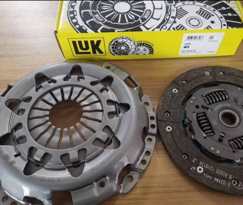 Сцепление Luk 622347809(комплект без выжимной) для LADA Largus 1.6/1.8-16 кл КПП21809