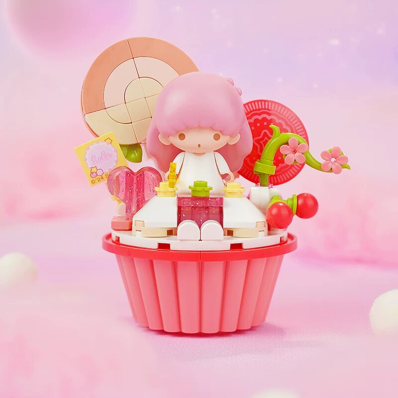 Keeppley Sanrio Модель Кексового Кубка Лала Символ Сладкий Персик Коллекционная Игрушка для Детей