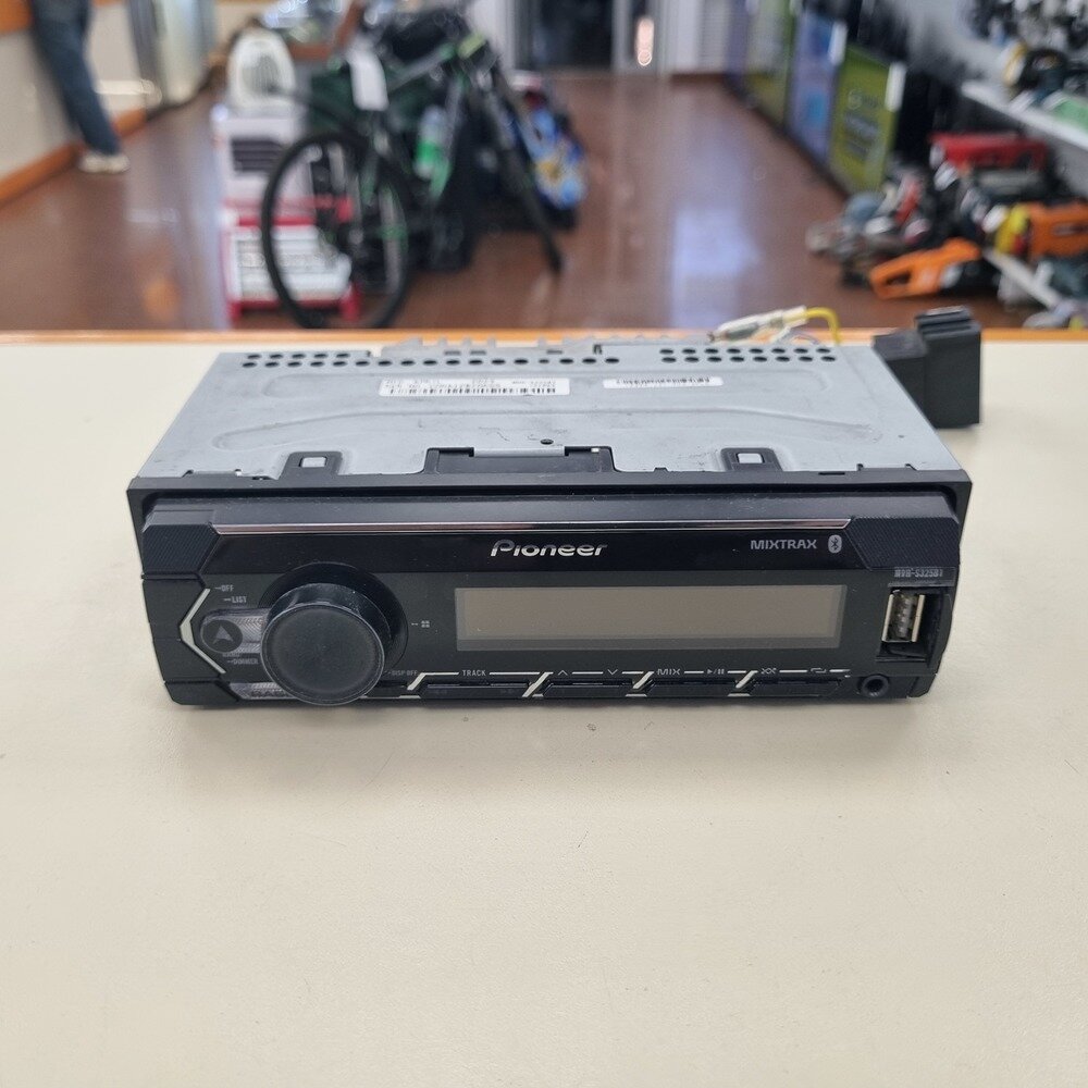 Автомагнитола Pioneer MVH-S325BT, б/у, уценка