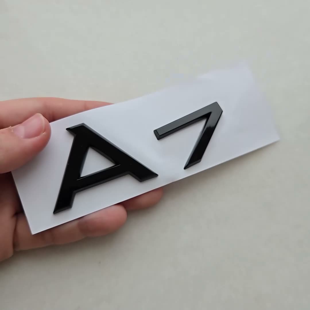 Эмблема/шильдик Audi — фото 1