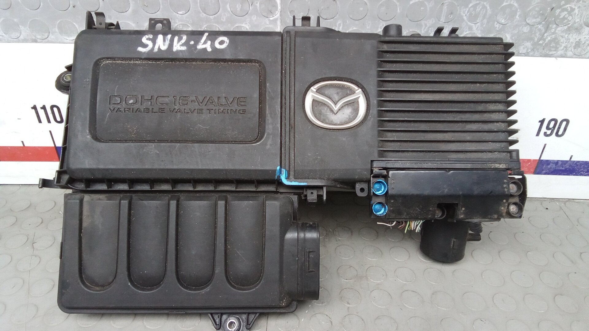 Блок управления двс MAZDA 3 1, Номер 100140-9371
