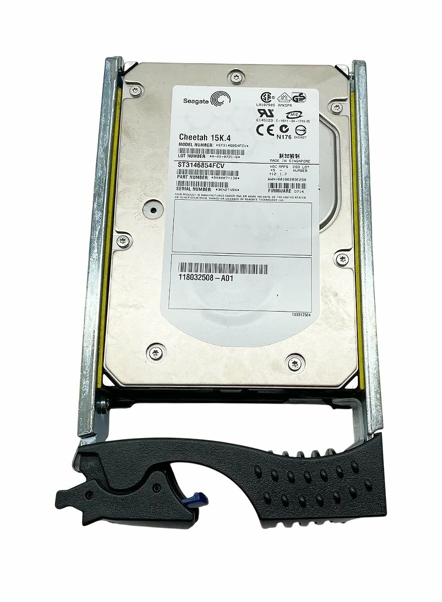 EMC EMC 146Gb 15000 Fibre Channel 3.5" HDD 100-880-902