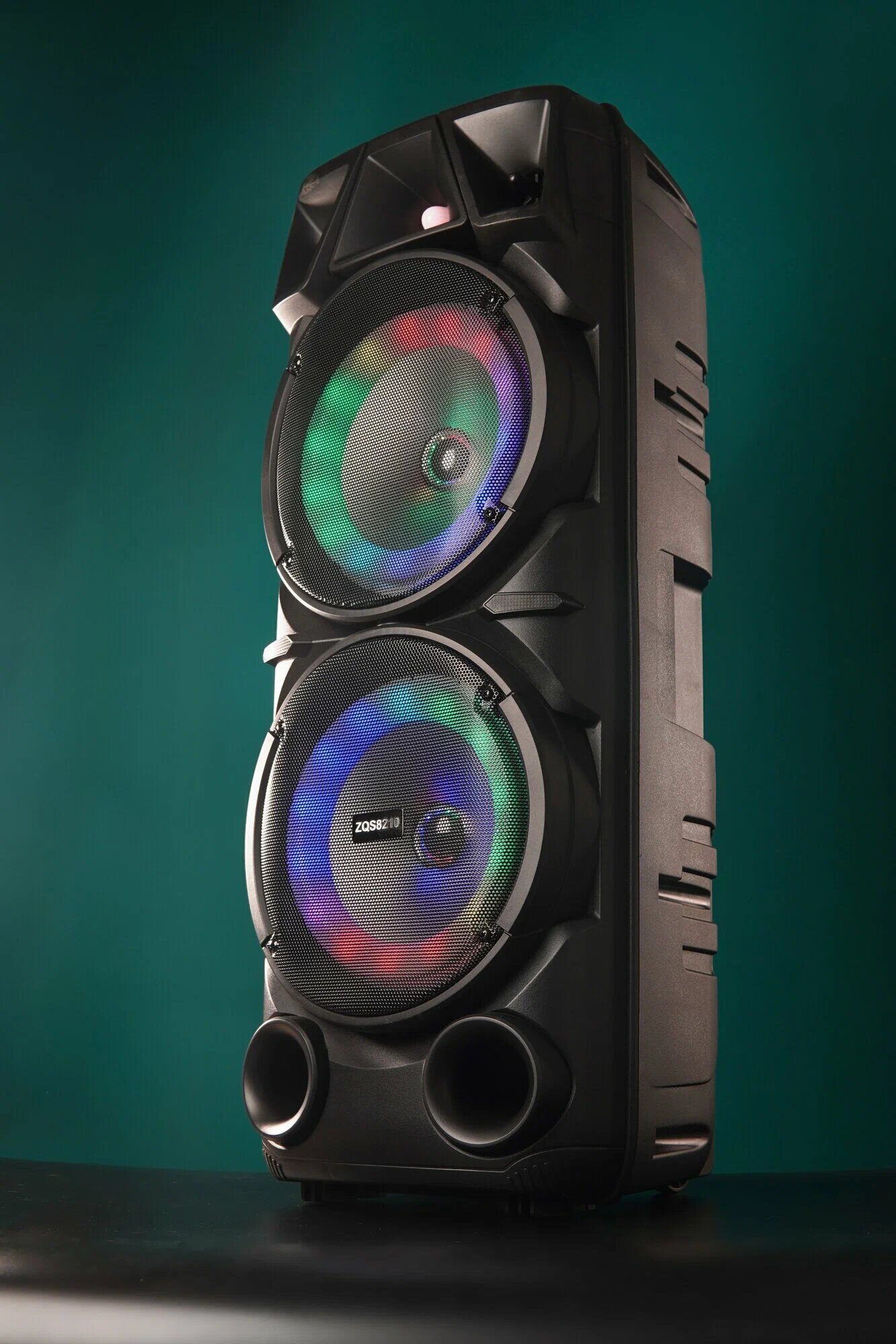 Портативная Bluetooth-колонка BT Speaker ZQS-8210 повышенной мощности 40 Вт, беспроводным микрофоном и пультом ДУ