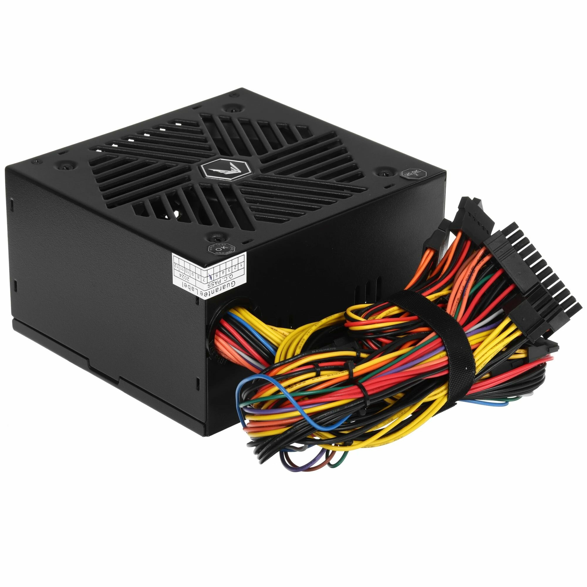 Блок питания Formula V Line FX-750 (ZHZ65BCA132B0-01) черный - ATX 20+4 пин, 4 pin + 4 pin CPU, 7 SATA, 2 x 6+2 pin PCI-E