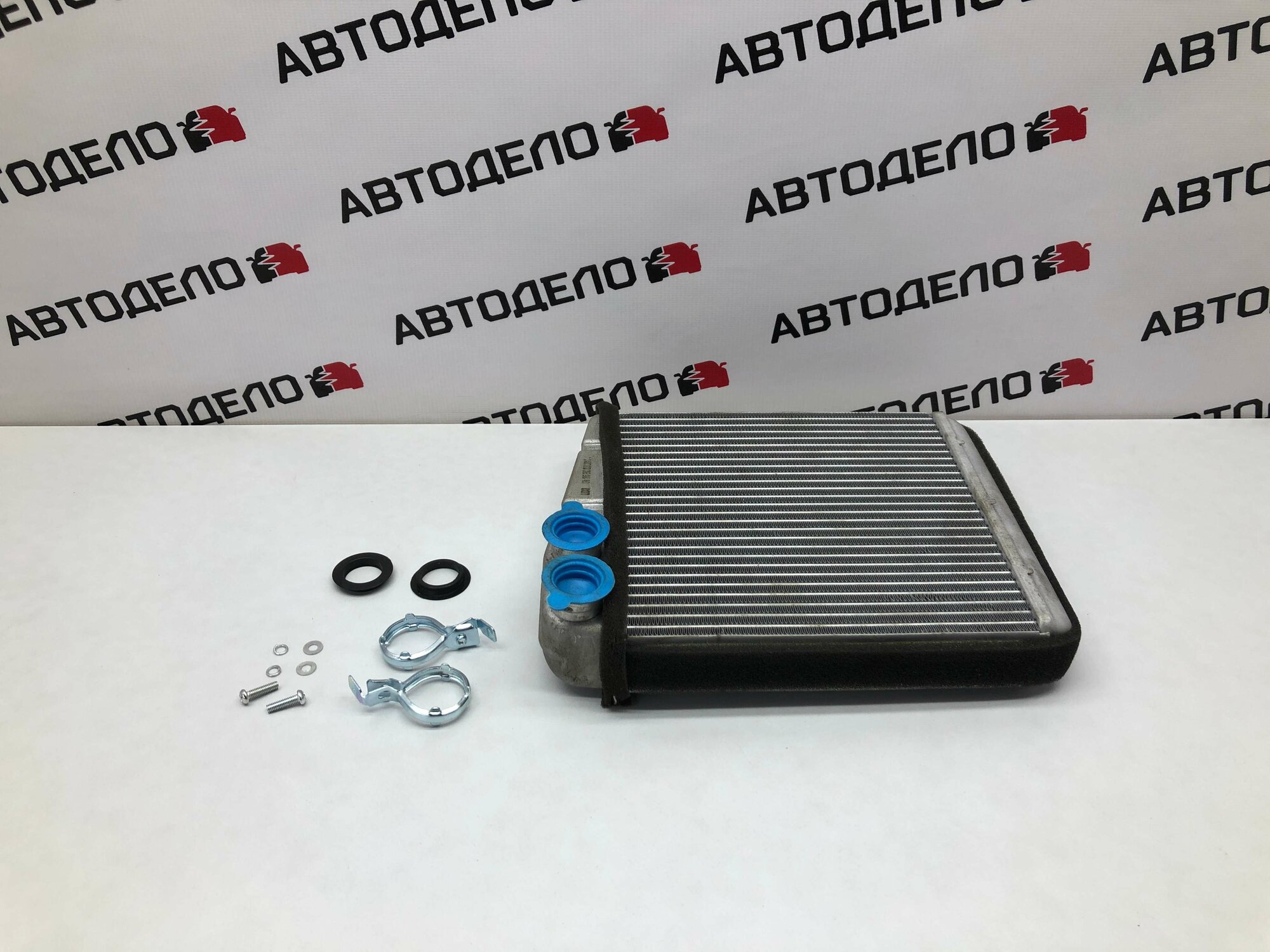 Радиатор печки Luzar LRH18N5 VW Tiguan I (08-)
