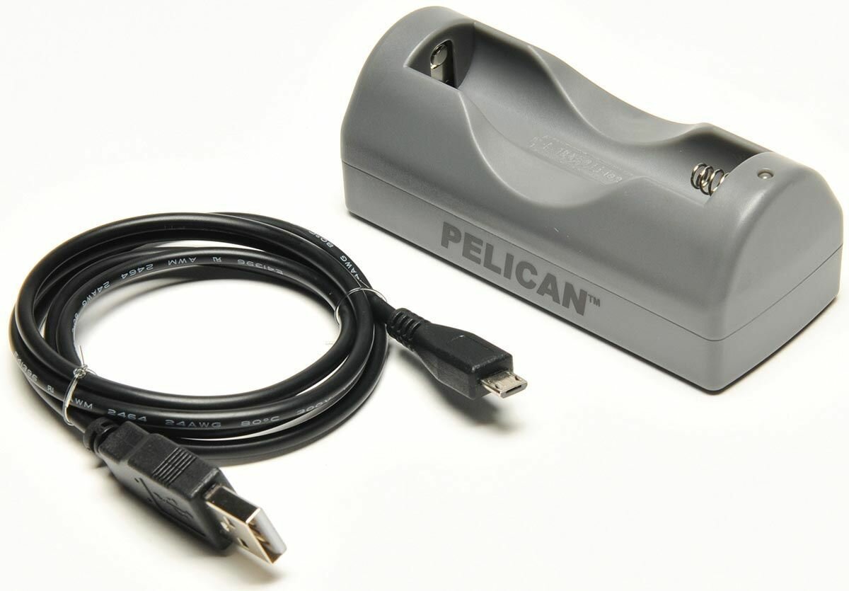 Зарядное устройство Pelican 2388 с Mico-USB для Li-Ion аккумулятора Pelican 2389