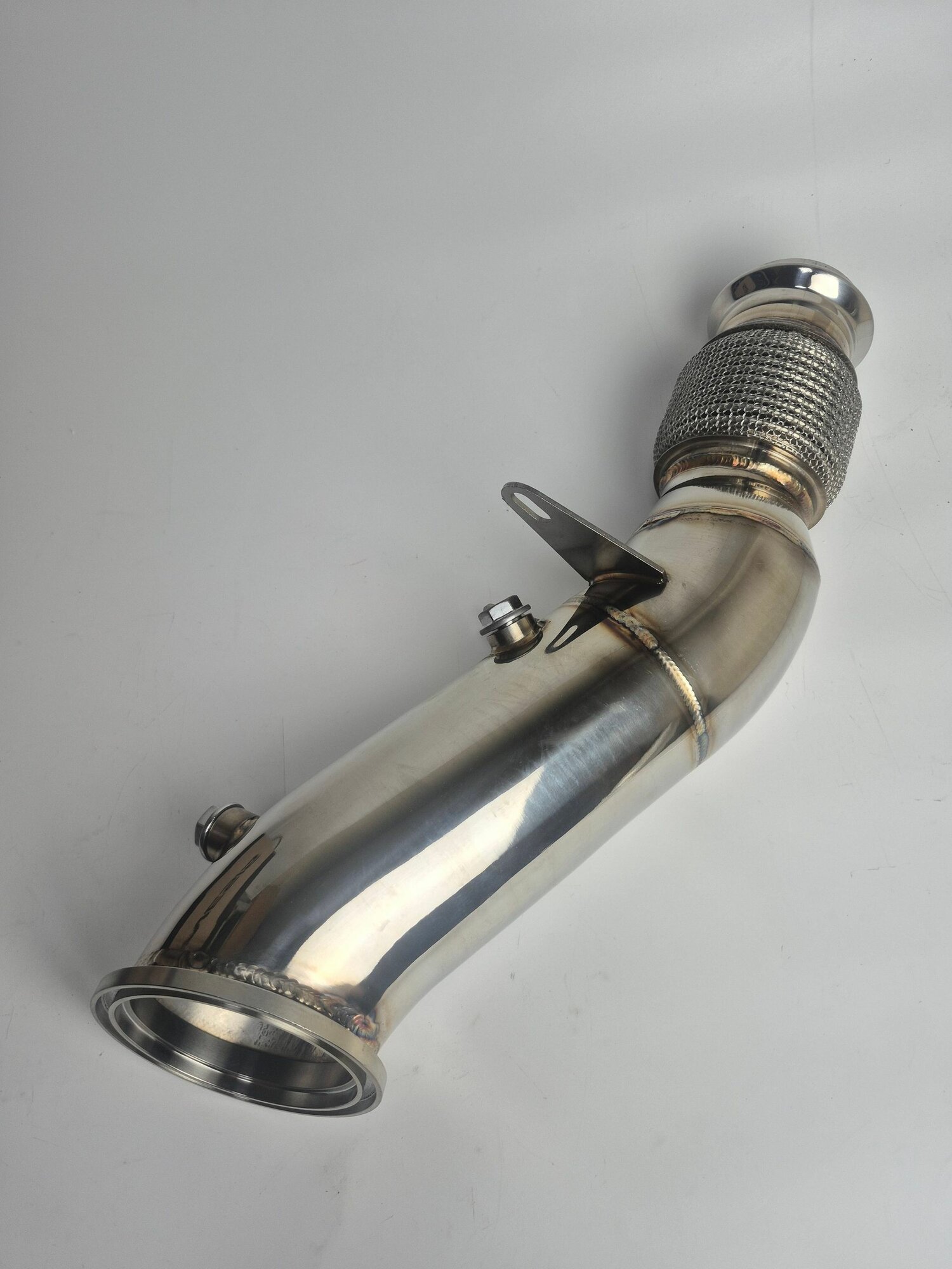 Даунпайп BMW B46 F20 F22 F30 F31 F32 F33 F36 G30 G11 G20 G29 Supra 2.0 без OPF