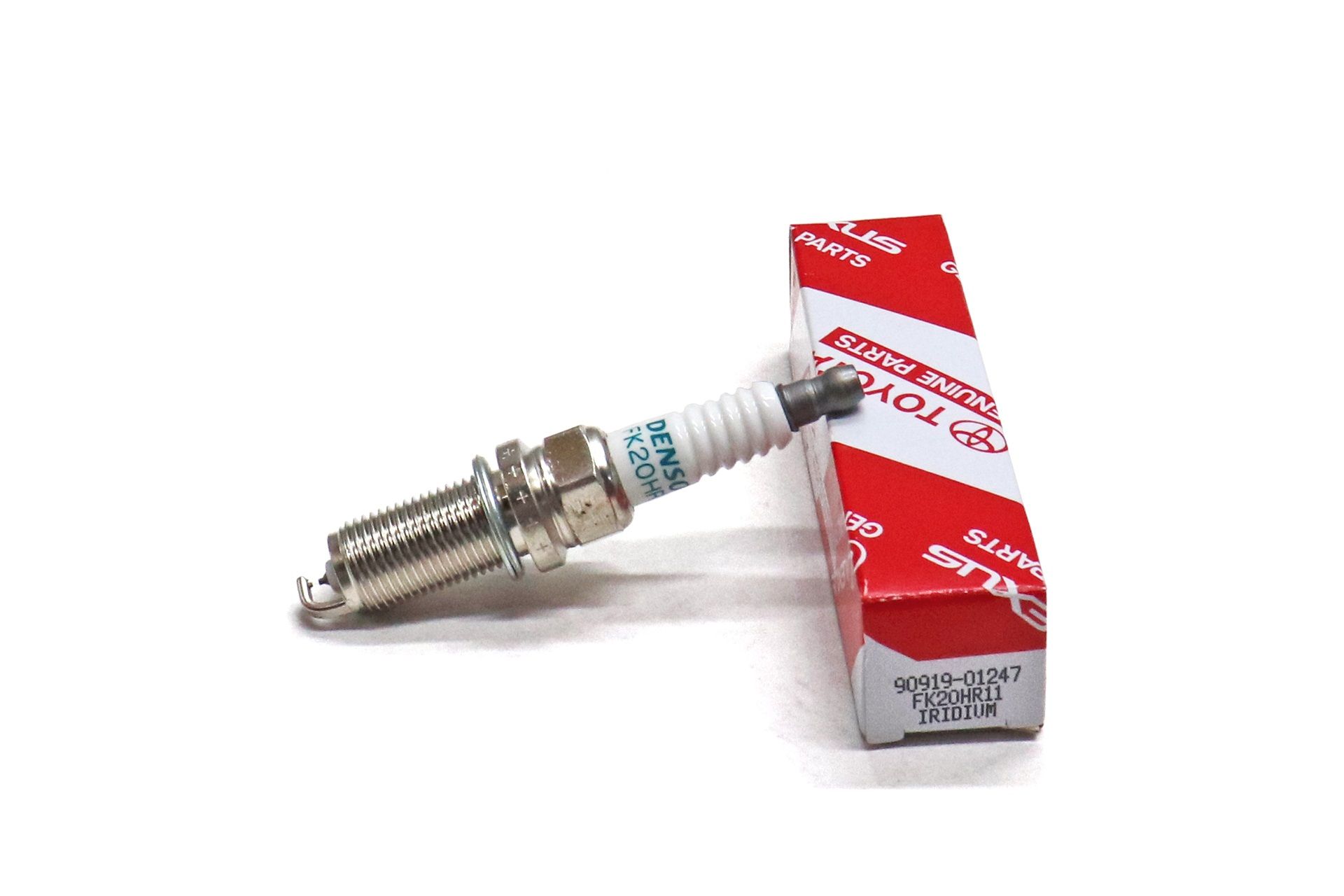 Свеча зажигания Avensis, Camry, Corolla 1.8-2.4 00-, Rav 4, Vitz 2005-, RX350 2006- (90919-01247)