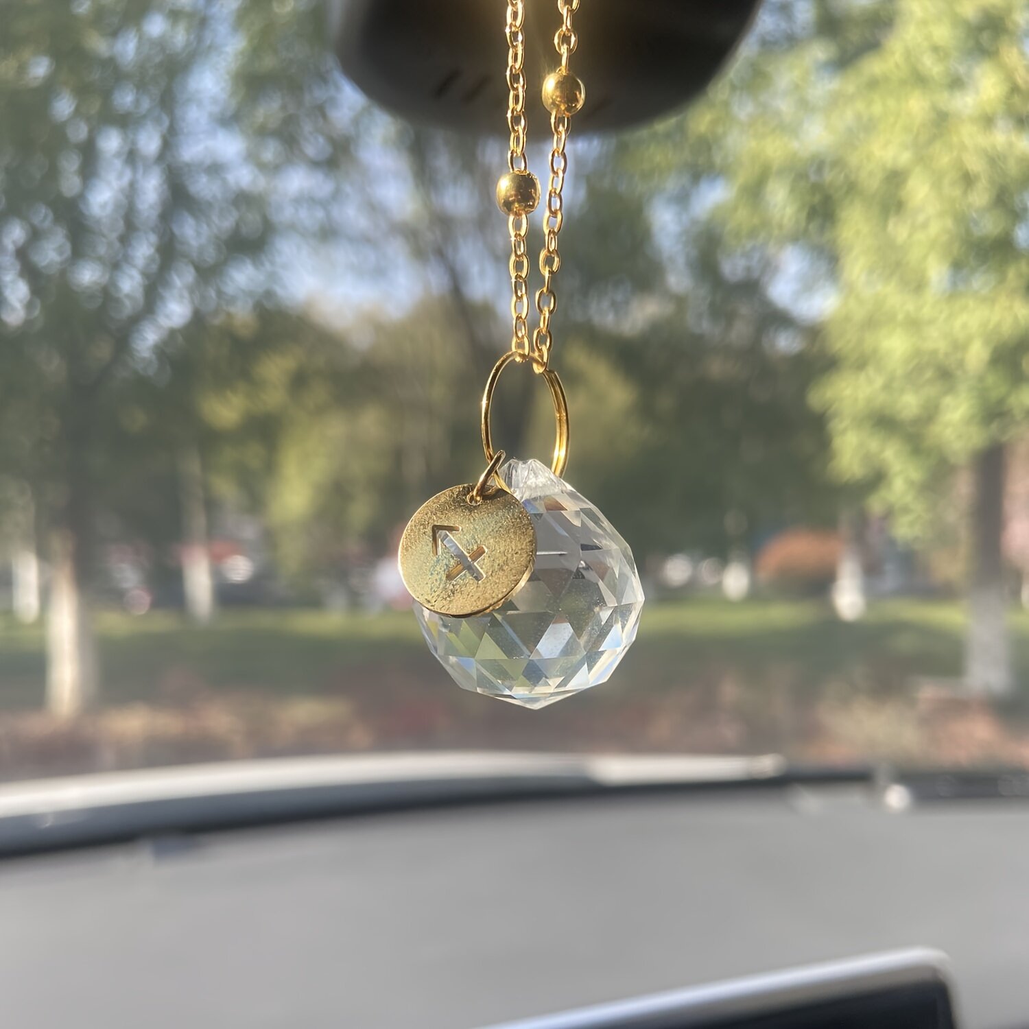 Автомобильная декоративная подвеска на зеркало со знаком зодиака Стрелец