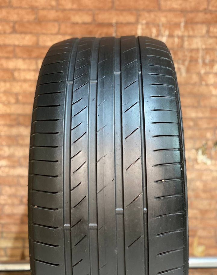 Kumho Ecsta PS71 SUV 275/45 R20