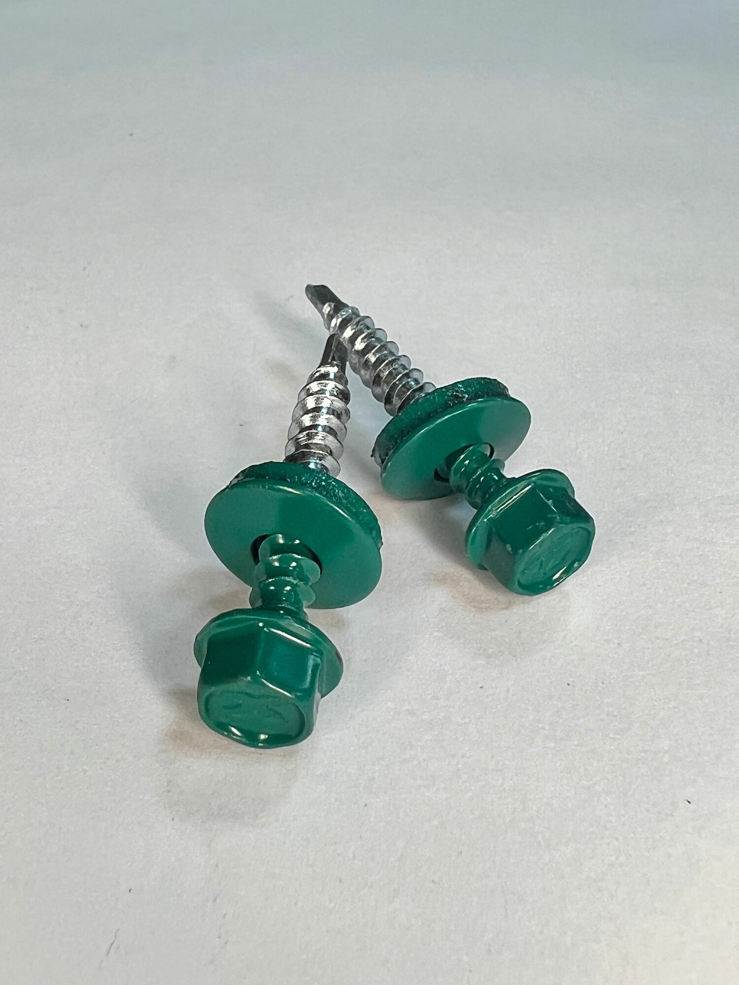 Саморез кровельный 4,8*35 мм RAL-6026 опаловый зелёный (100 шт)