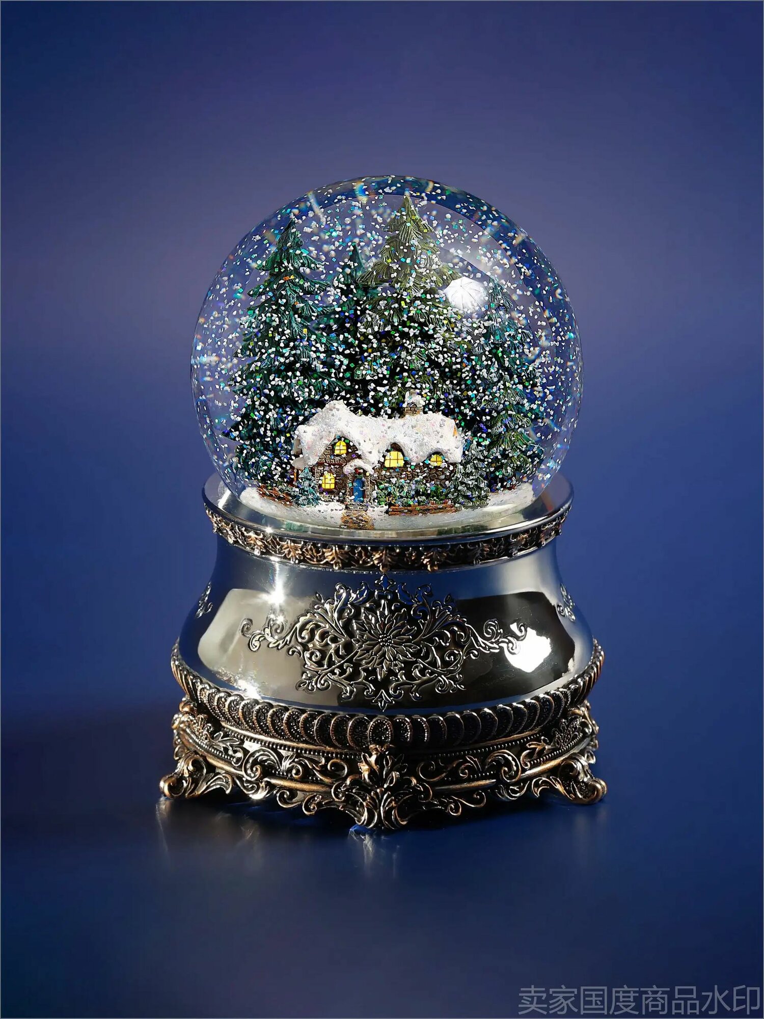 Снежный шар Glassglobe "Охотничий домик" 10 cm, стекло