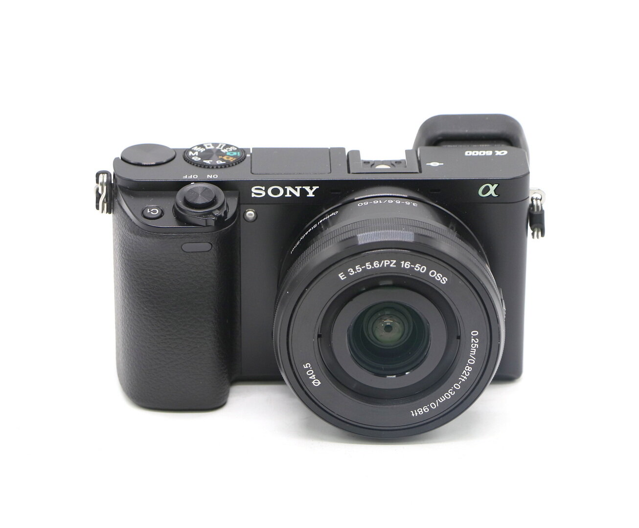 Sony A6000 ILCE-6000L kit (пробег 21335 кадров)