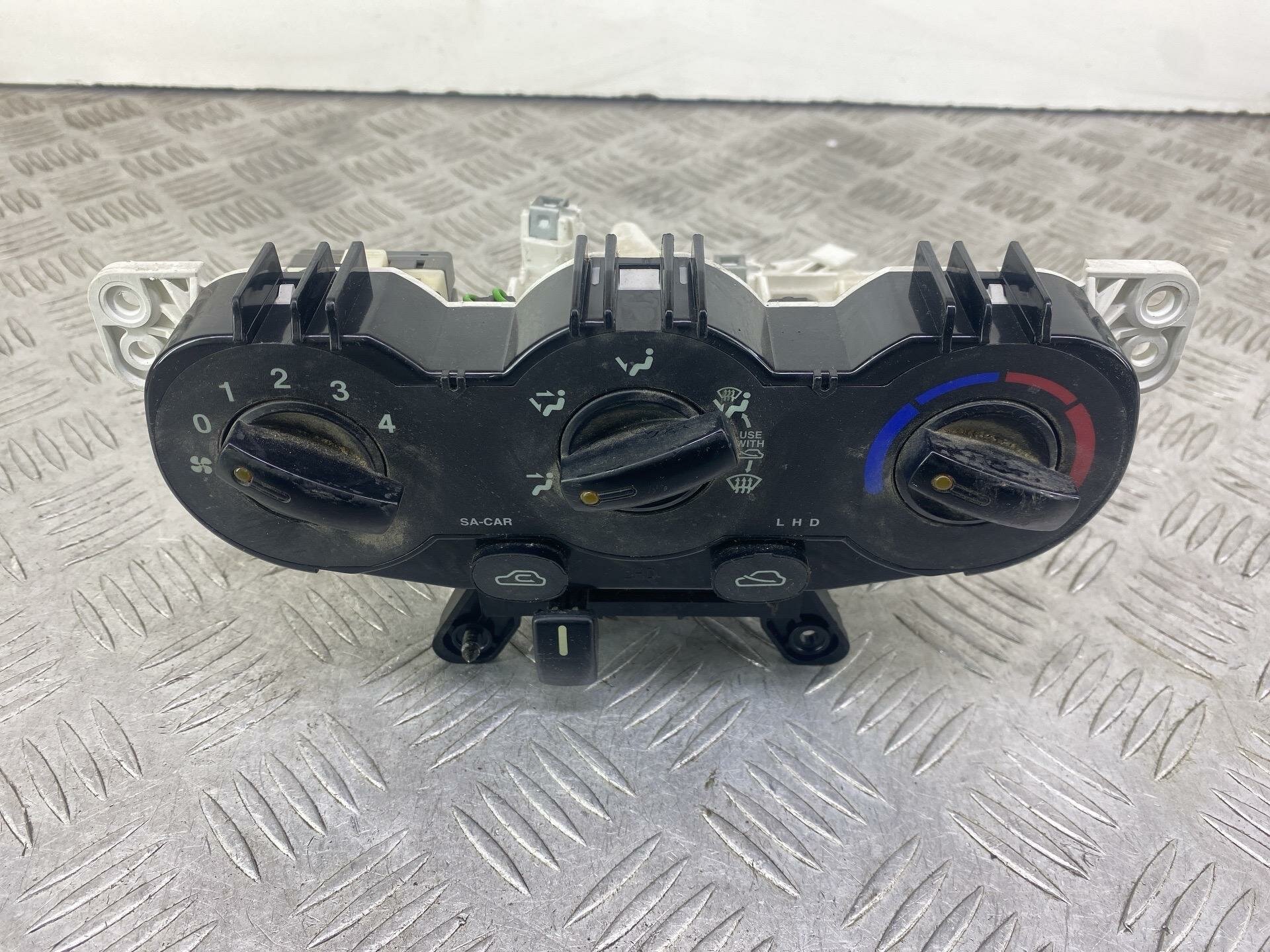 Блок управления печки/климат-контроля Kia Picanto 2006