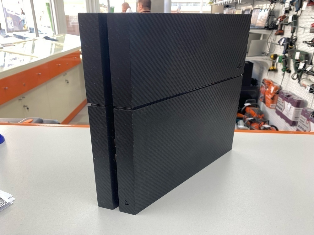 Игровая приставка Sony PlayStation 4 Fat (500gb), 1 черный геймпад, б/у, уценка
