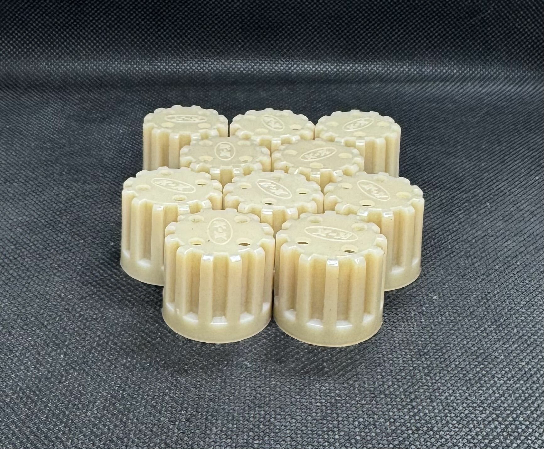 Комплект предохранительных втулок шнека для мясорубок Аксион и Бриз.