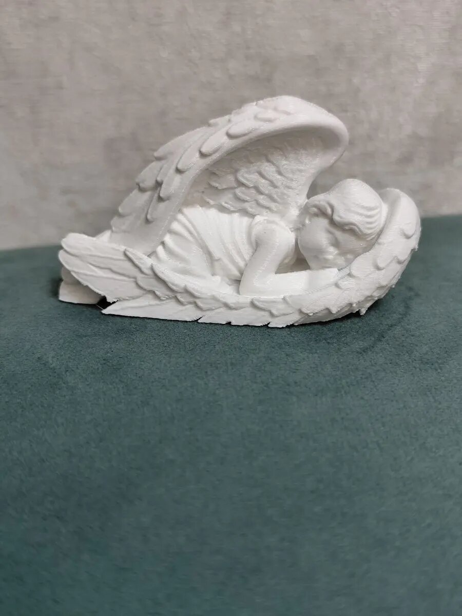 Статуэтка для интерьера ангелочек-спящая девочка