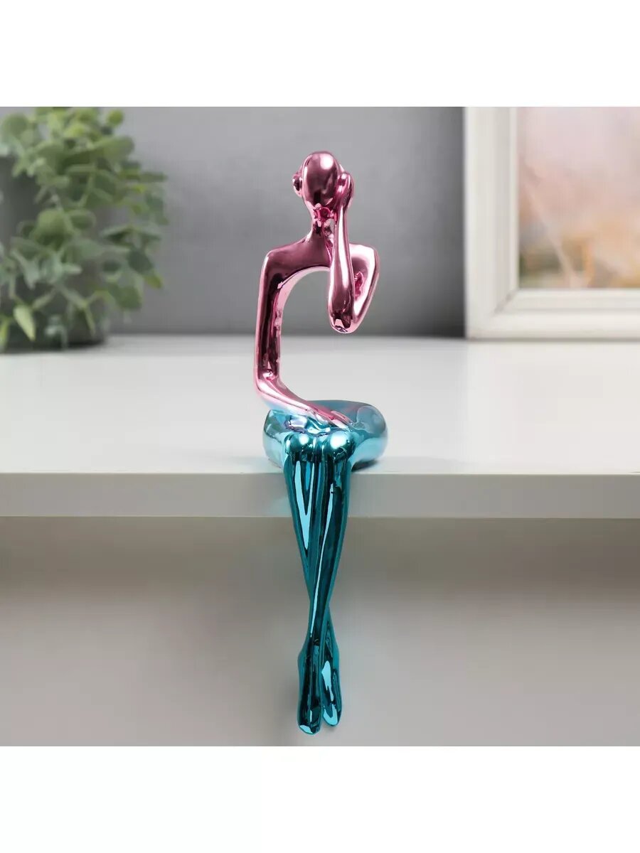 Сувенир "Человек в наушниках" розово-голубой 5,9х9,4х23 см