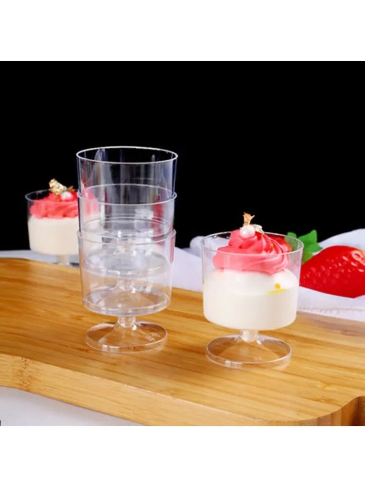 Одноразовые стаканы-креманки , пластиковые, для десертов и трайфлов