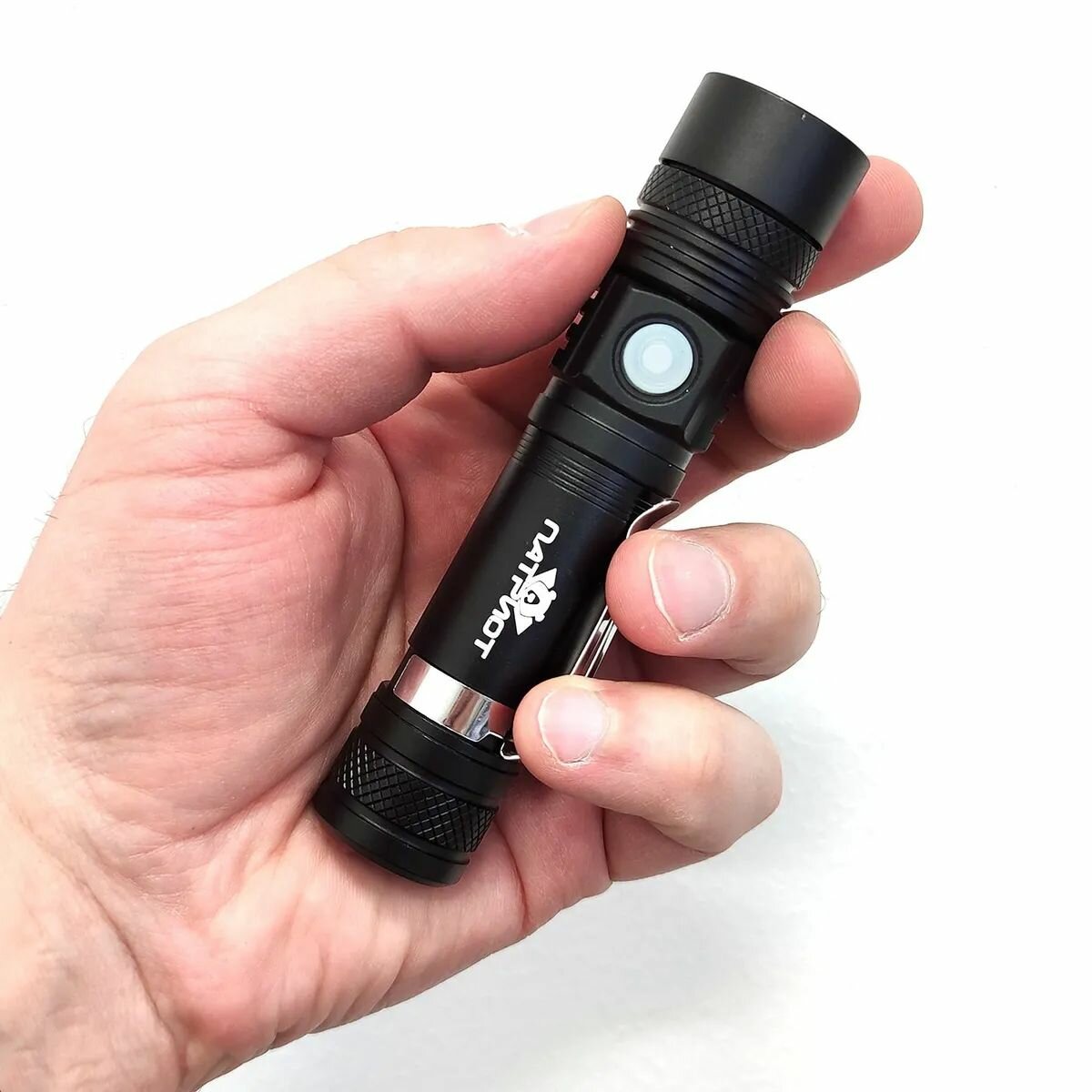 Фонарь ручной аккумуляторный, карманный Следопыт PT-FLR12