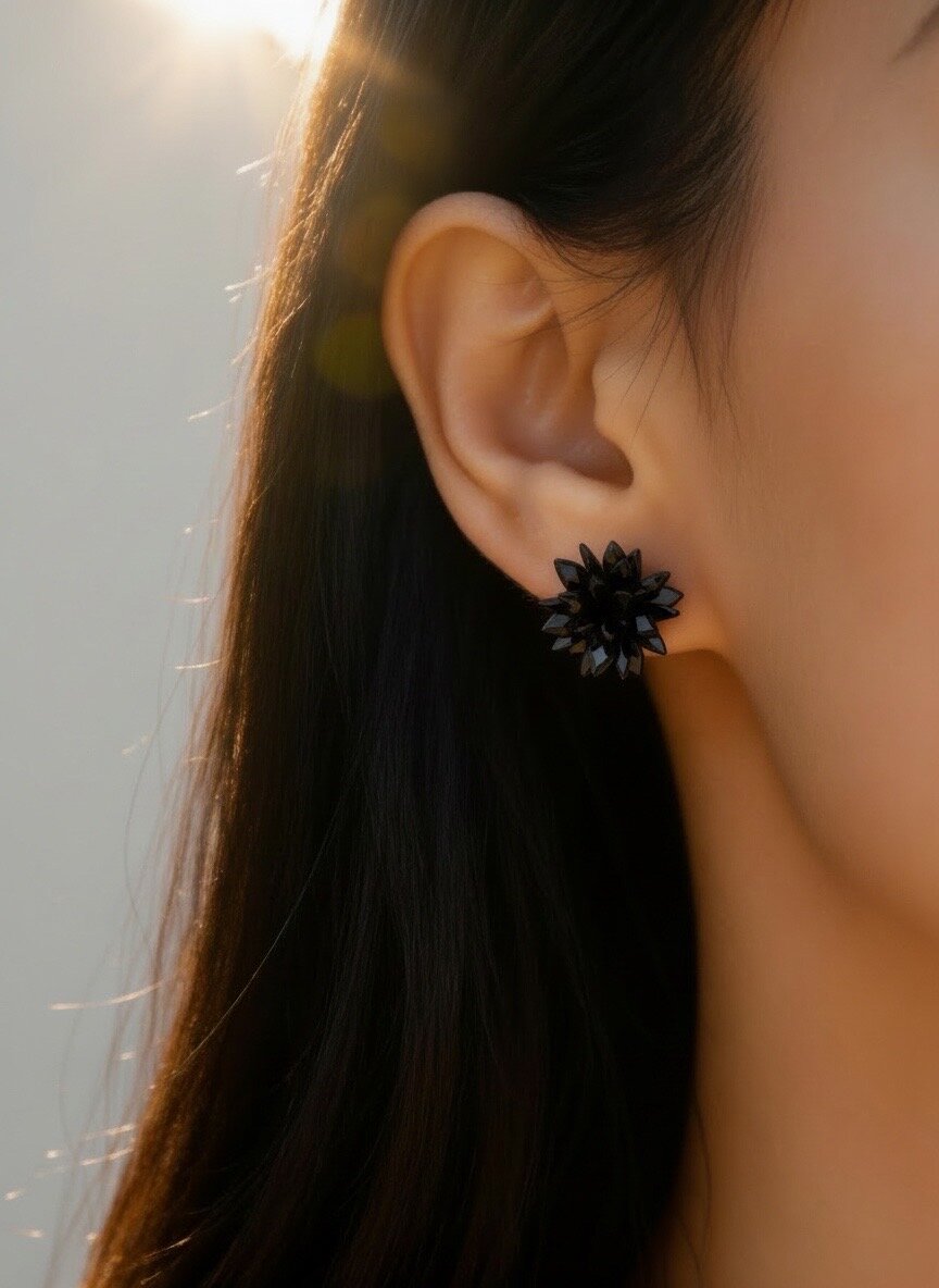 Серьги пусеты, кристаллы Swarovski