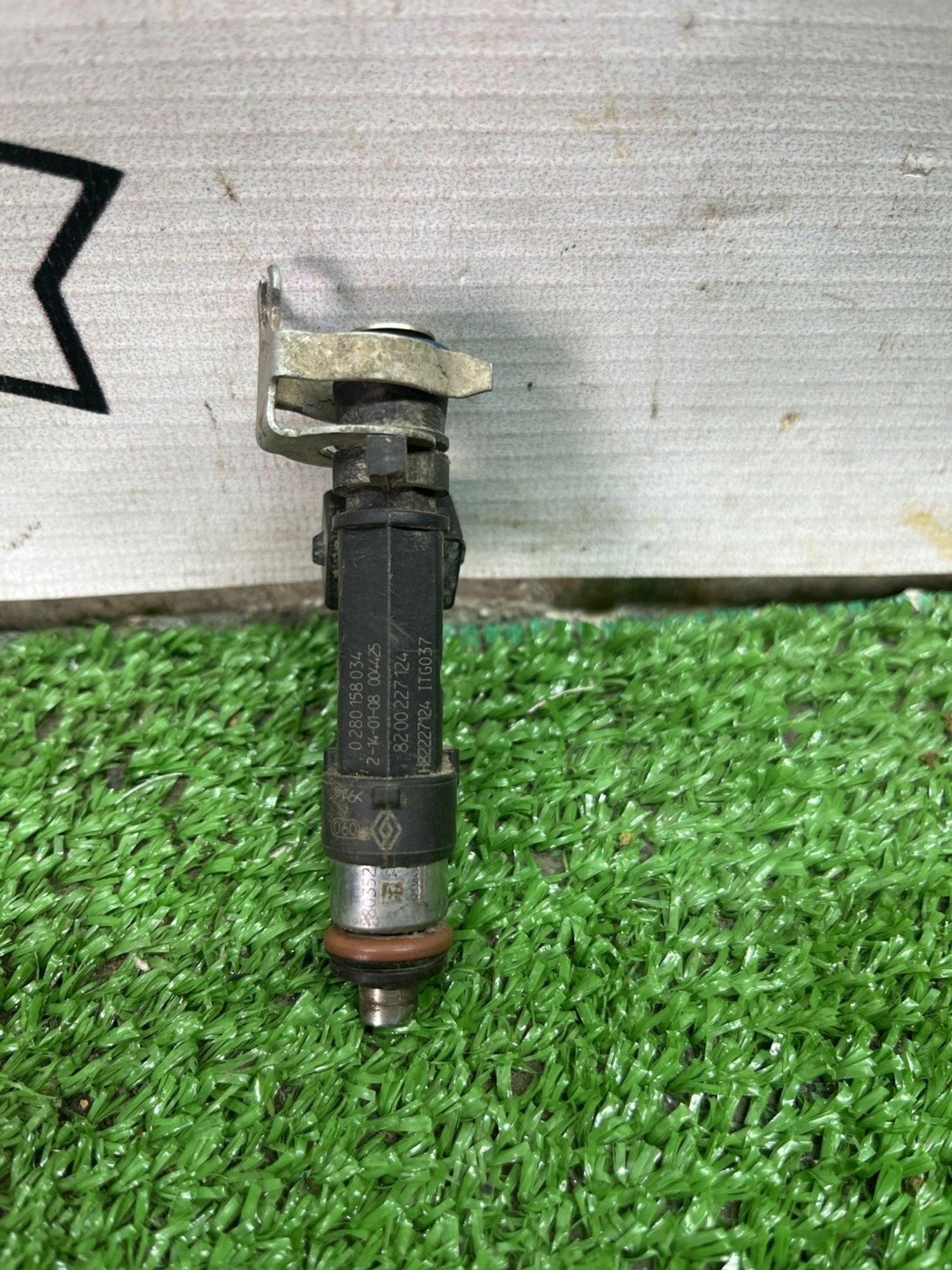 Форсунка топливная Renault Logan, I (2004 2009). с пробегом