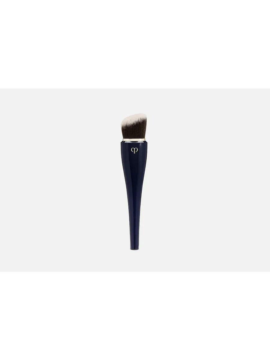 CLÉ DE PEAU BEAUTÉ High coverage fd brush Кисть для с