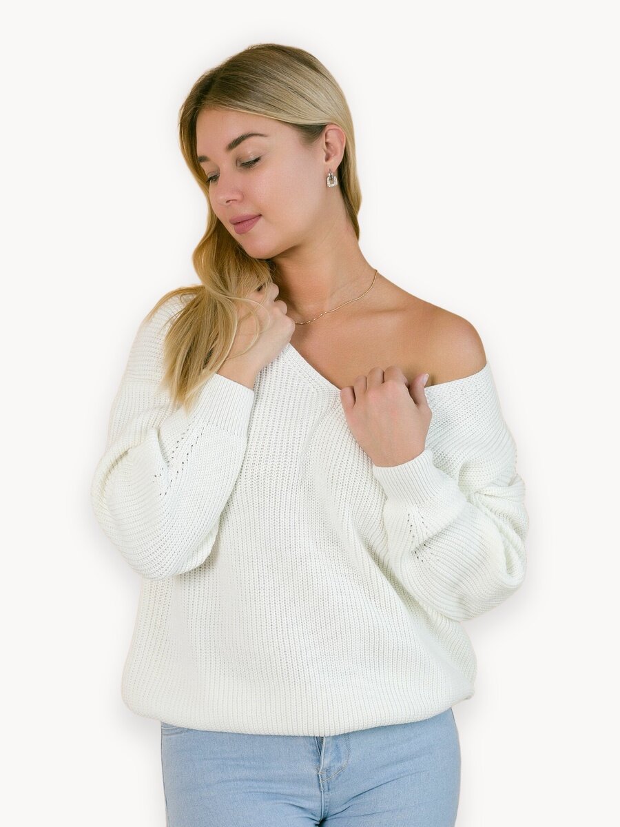 Свитер трикотажный оверсайз