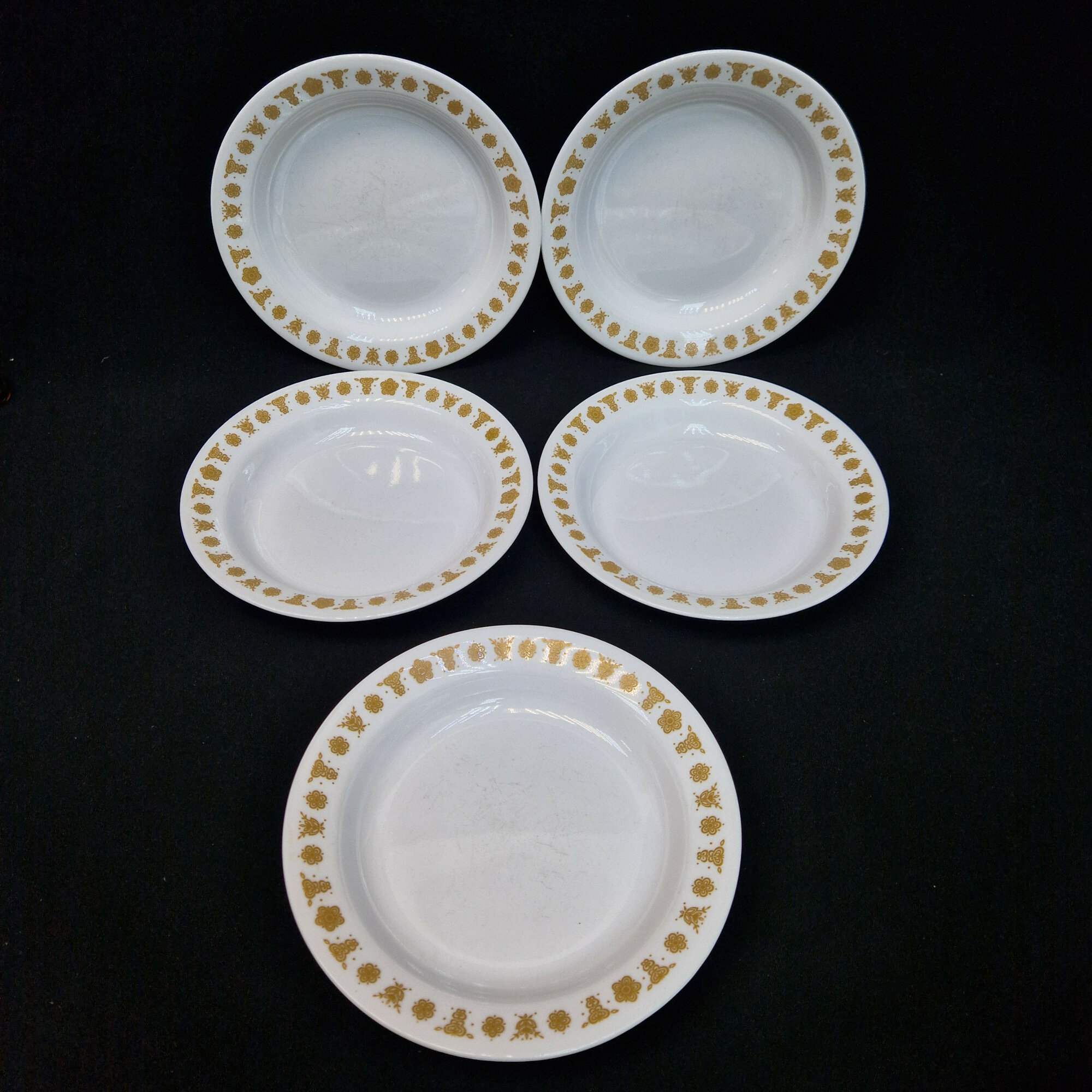 Тарелки винтажные, СССР. Набор 5 шт, стеклокерамика Corelle с золотистым орнаментом