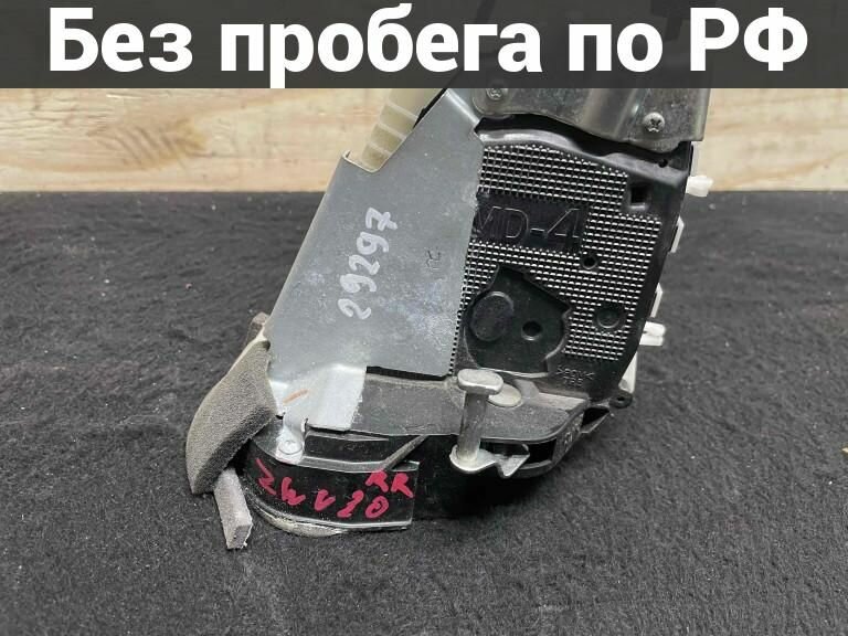 Замок двери Toyota Prius ZVW30 RR