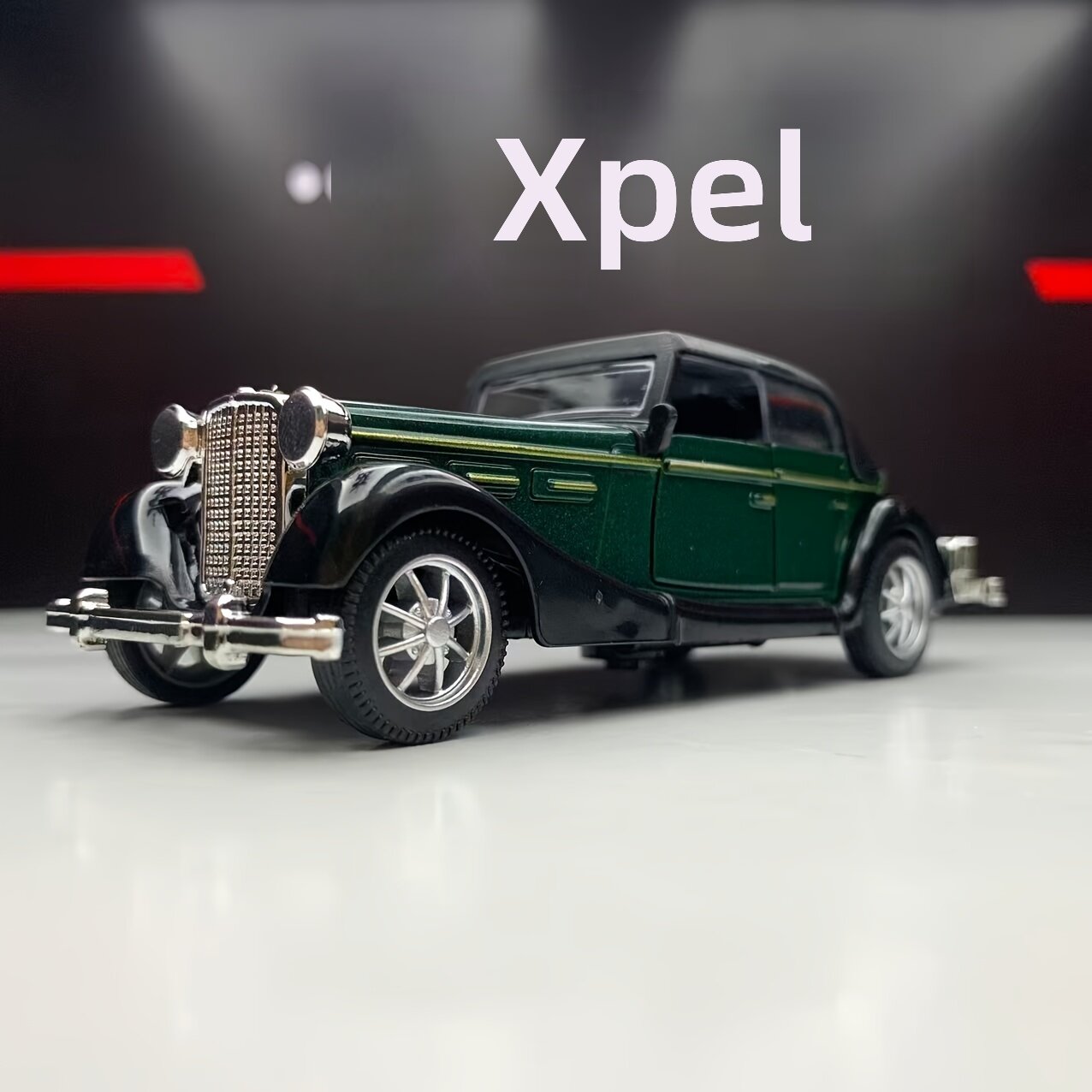 Модель автомобиля из сплава 1:36, игрушка с функцией отката назад и открывающимися дверцами, зеленый цвет, классический ретро стиль, коллекционное настольное украшение