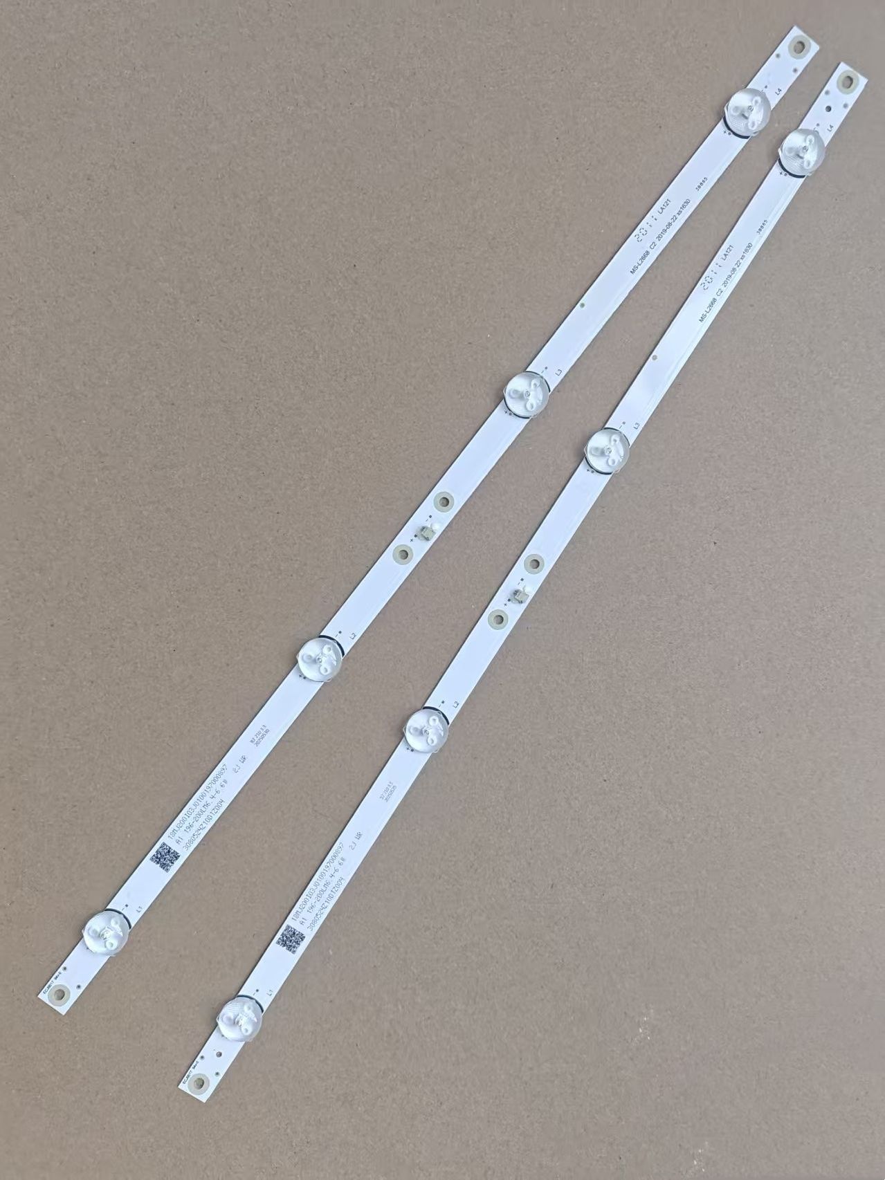 Подсветка для ТВ MS-L2668 V2 MS-L2151 v3 H24F7000E stv-24led25 CT-8224 DM-LED24MQ12 PTV24SN05Z tf-led24s48t2