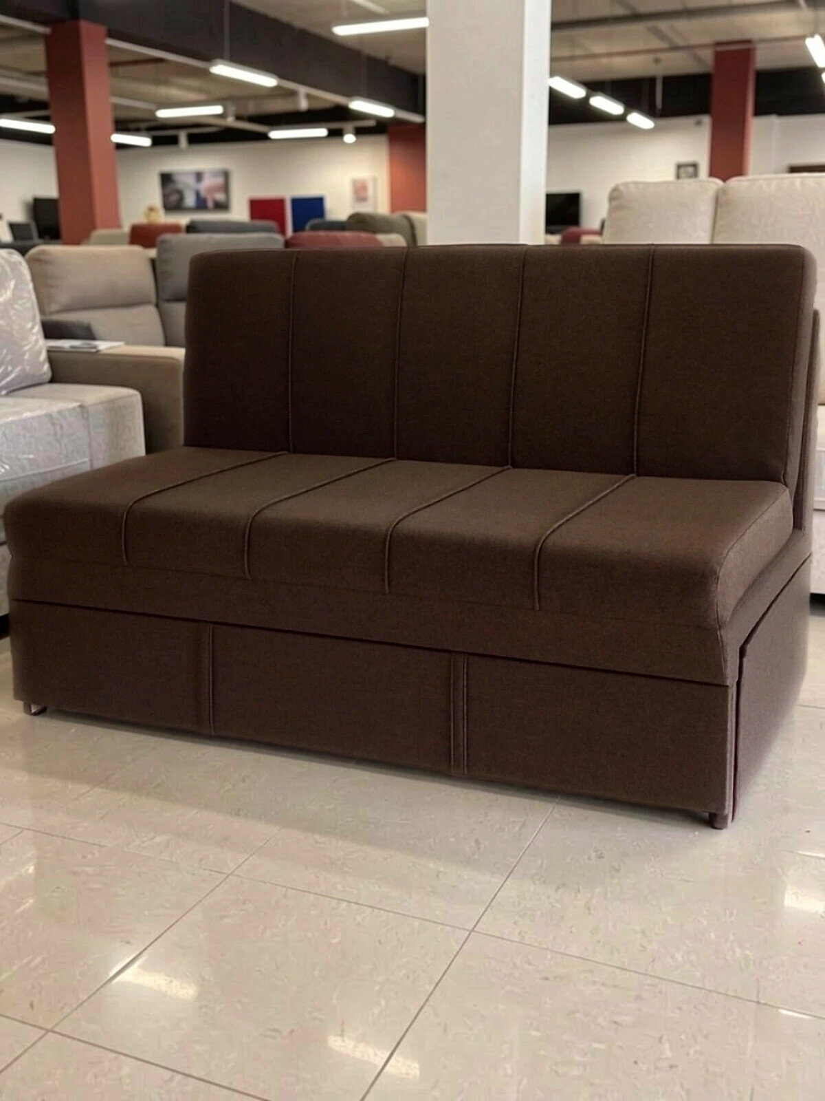 Диван-кровать StylChairs Сёма, ширина 140 см, без подлокотников, обивка ткань, цвет темно-коричневый