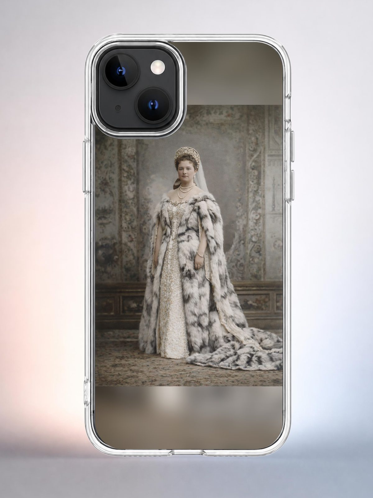 Чехол iPhone 15 Императрица в Y2K Indie Sleaze