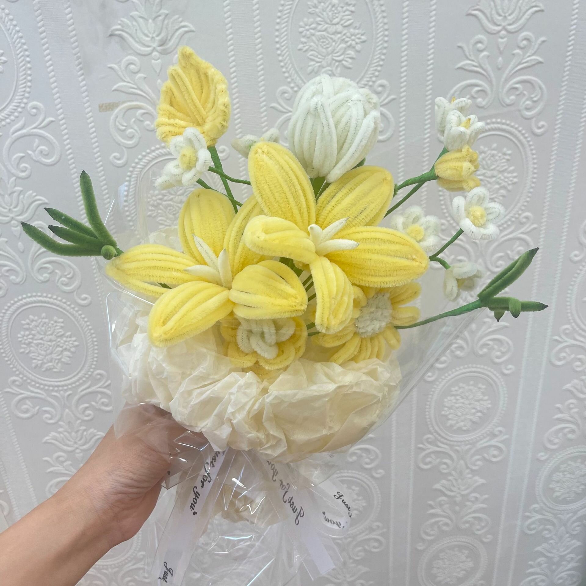 Комплект для рукоделия с тюльпанами и упаковочной бумагой для детей