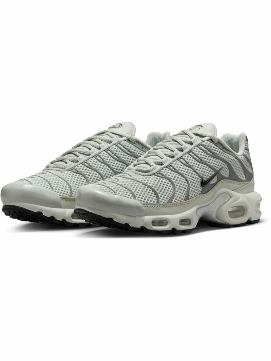 Кроссовки NIKE Air Max Plus, полнота F, размер 6 US, серый — фото 1