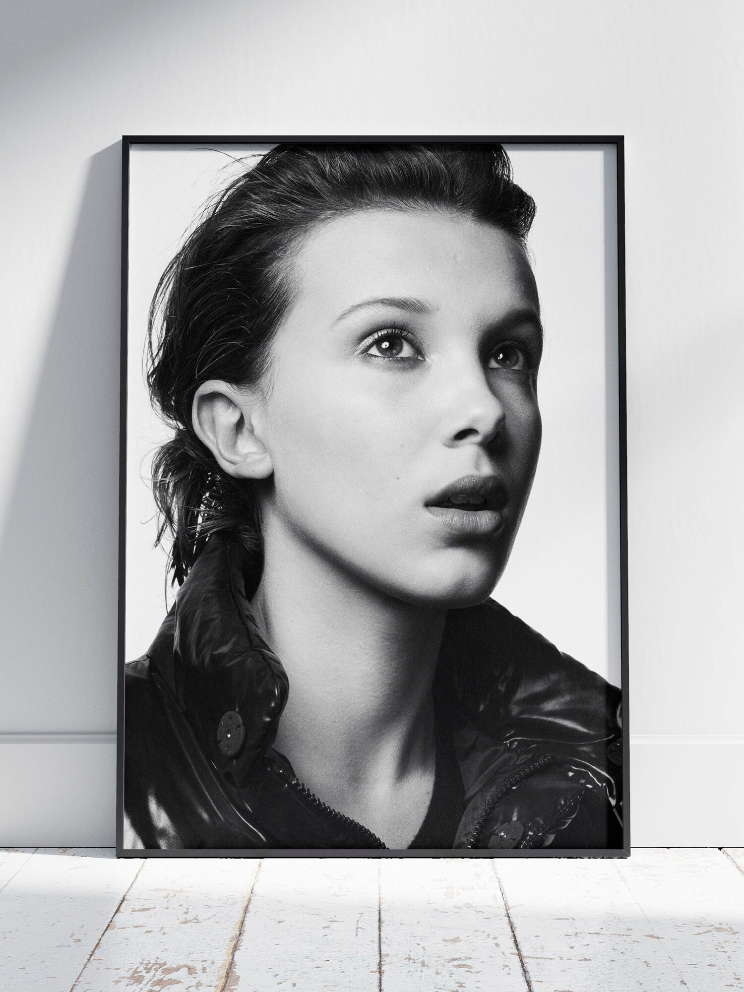 Плакат на стену для интерьера Милли Бобби Браун (Millie Bobby Brown 38) - Постер по актеру фильма, кино, сериала формата A4 (21x30 см)