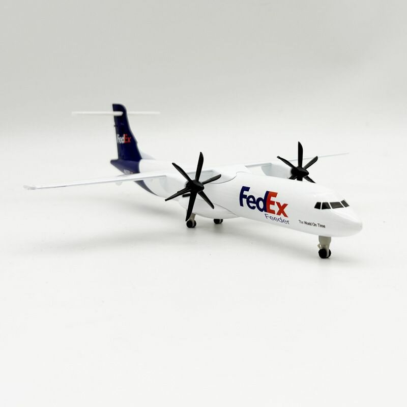 Металлическая модель самолета ATR-72 Fed Ex